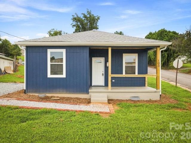 100 Gardner St, Hickory, NC 28601