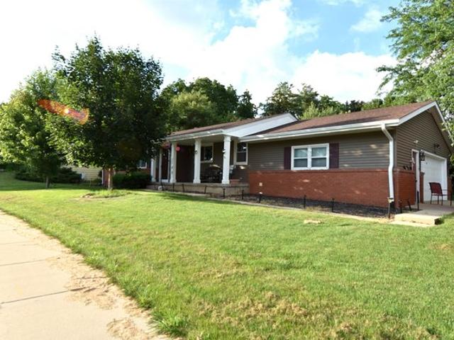 100 Grandview Dr, Sun Prairie, WI 53590