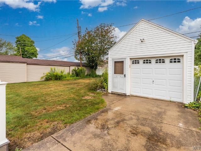 100 Greenfield Avenue