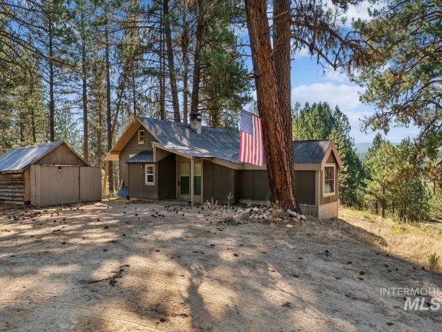 100 Grimes Pass Rd