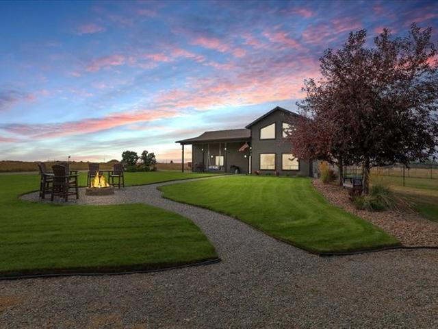100 Downwind Dr S, Eureka, MT 59917