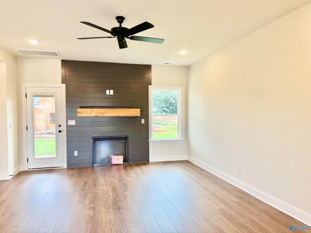 100 Donnington Way
