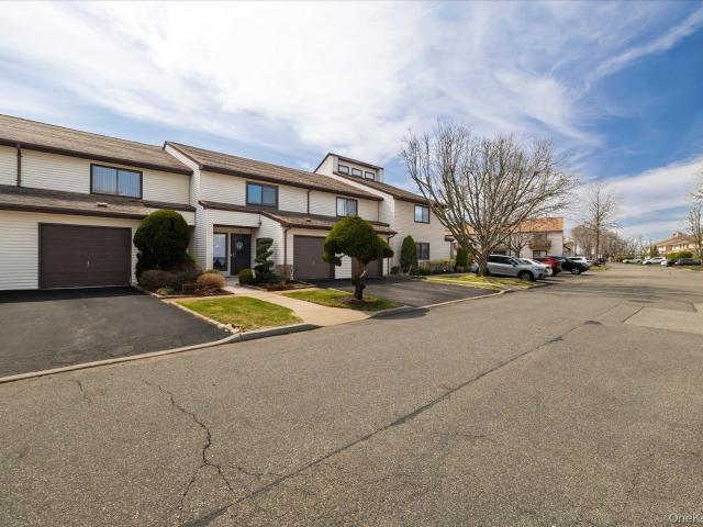 100 Daly Boulevard 2005