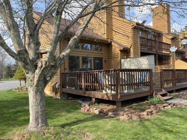 100 Deerfield Village Cir Unit 5, Davis, WV 26260