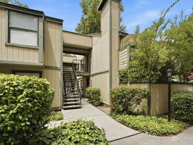 100 Del Verde Cir Unit 3, Sacramento, CA 95833