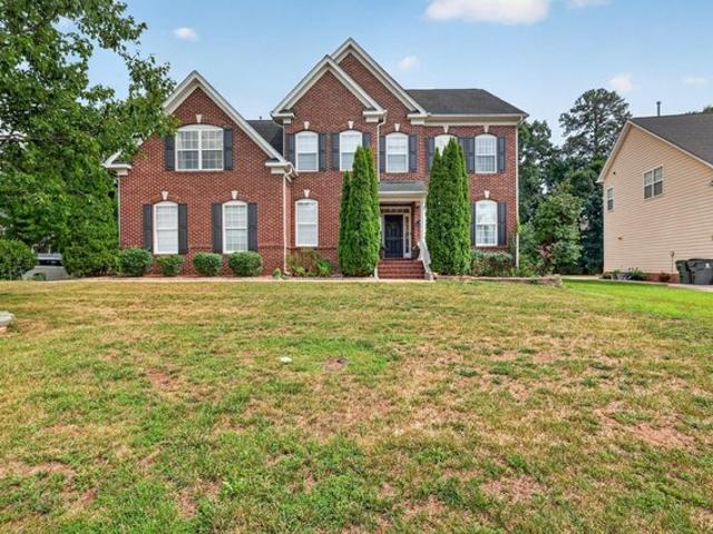 100 Drakeshire Ct, Morrisville, NC 27560