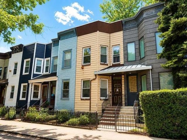 100 E 8th St, Brooklyn, NY 11218