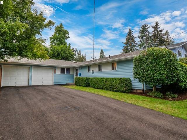 100 E 39th Ave, Eugene, OR 97405