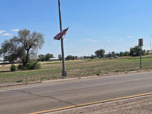 100 E U.S. Rt 66