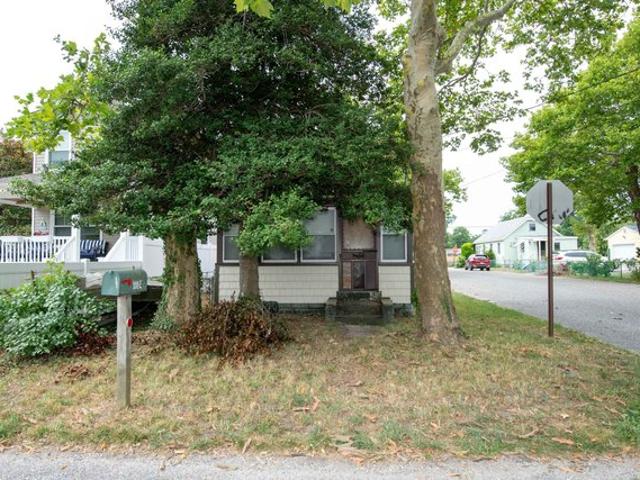 100 E Atlantic Ave, Villas, NJ 08251