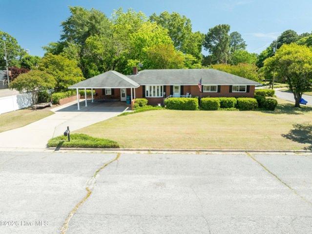 100 E Berkshire Rd, Greenville, NC 27858