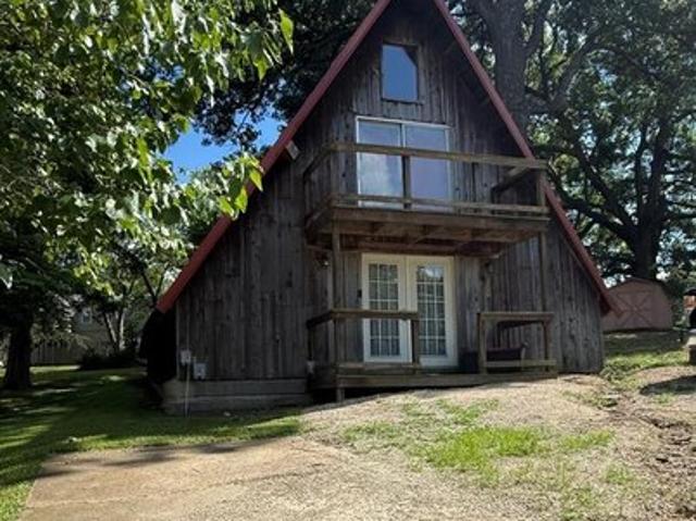 100 E Bloomfield Ave, Bloomfield, MO 63825