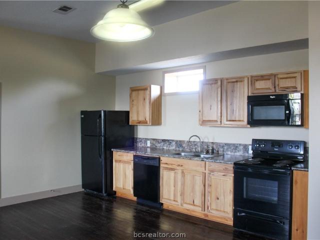 100 E Buck Street B