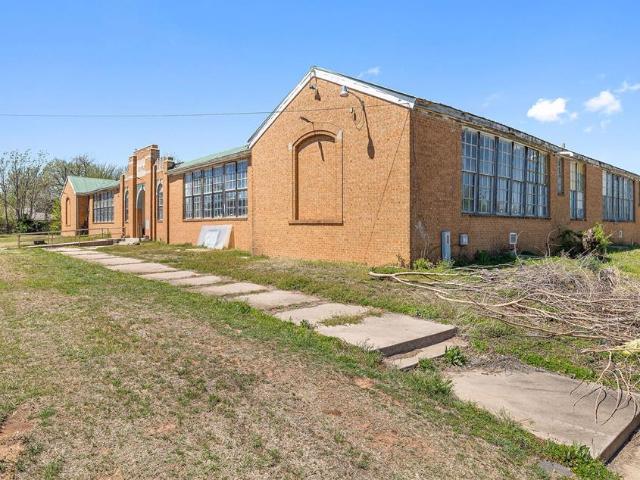 100 E Foreman Road