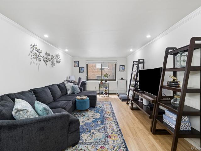 100 E Hartsdale Avenue 3FE