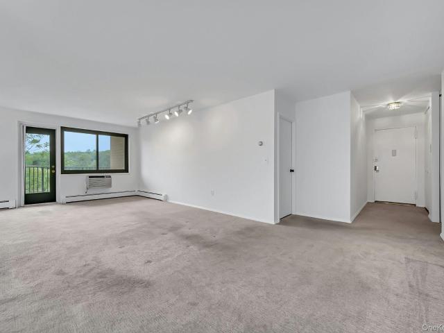100 E Hartsdale Avenue 5GE