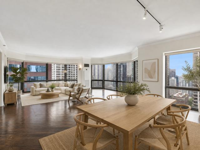 100 E Huron Street # 1906
