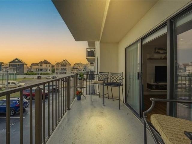 100 E Ocean View Ave Apt 210, Norfolk, VA 23503