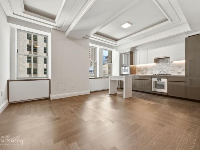 100 East 50th Street, New York, NY