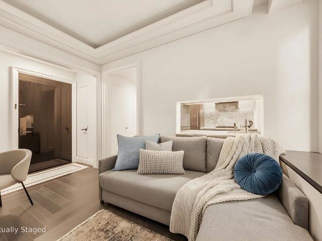 100 East 50th Street, New York, NY