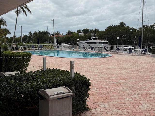 100 Edgewater Dr, Unit 127, Coral Gables, FL 33133 | MLS #A12001