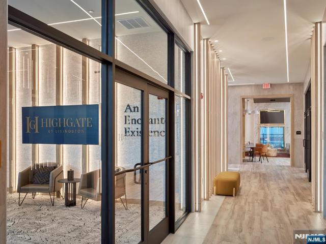 100 Eisenhower Parkway # B1
