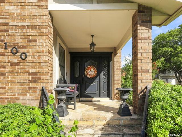 100 Elizabeth Ann Ct