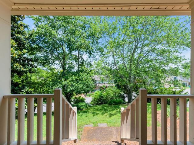 100 Eller Ct