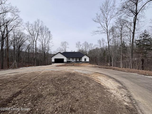 100 Foxglove Ln