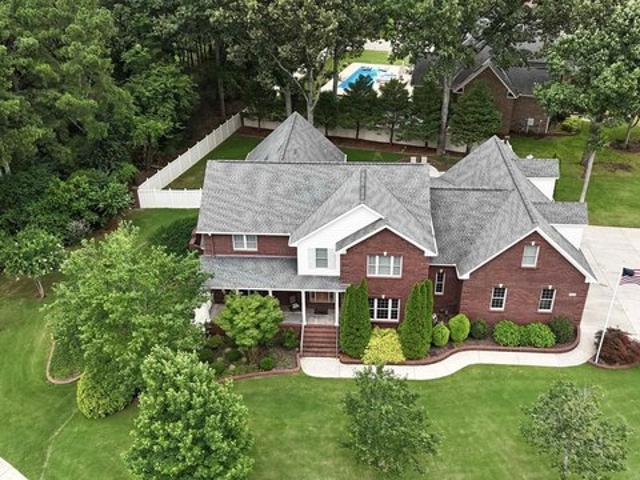 100 Forest Bend Dr, Huntsville, AL 35806