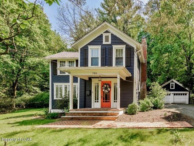 100 Franklin St, Dallas, PA 18612