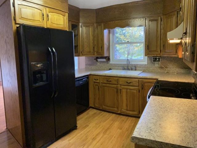 100 Fredrick St, Connelly Springs, NC 28612