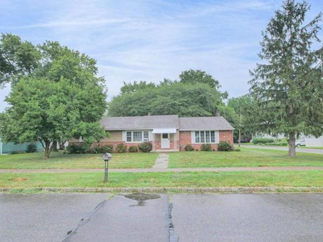 100 Kennedy Blvd, Somerdale, NJ 08083
