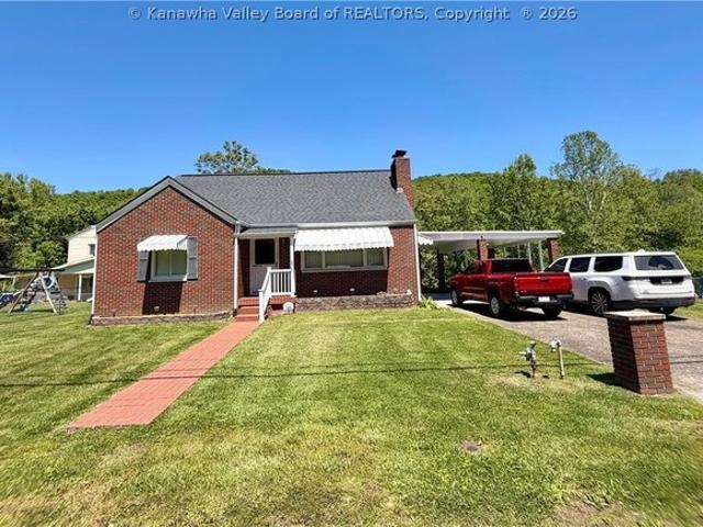 100 King Shoals Addition Rd, Pecks Mill, WV 25547