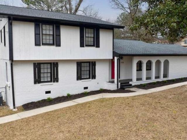 100 Hallie Ln, College Park, GA 30349