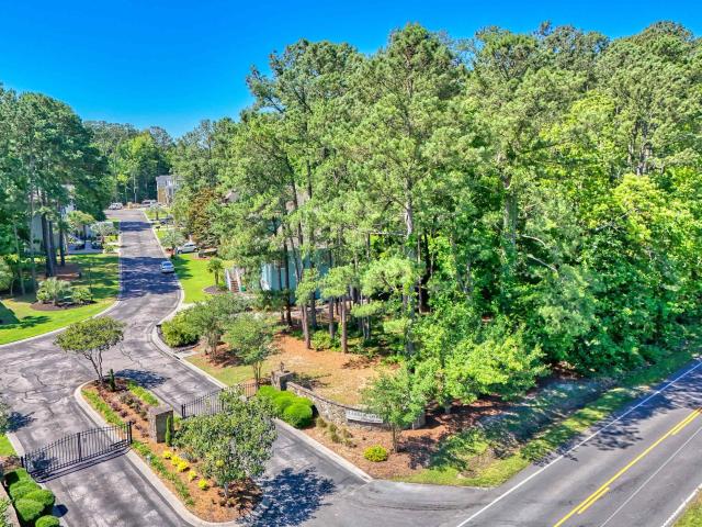 100 Harbor Oaks Dr