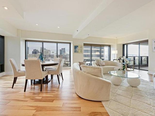 100 Harbor Dr, San Diego, CA 92101