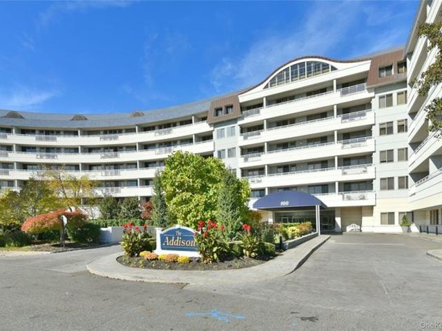 100 Harbor View Dr Apt 117, Port Washington, NY 11050