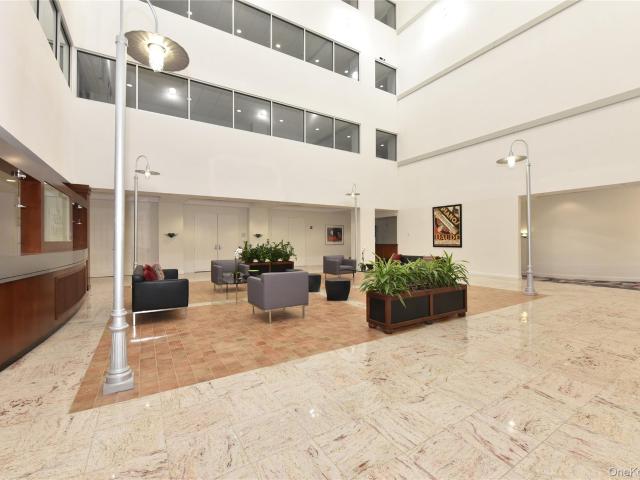 100 Harbor View Drive 117