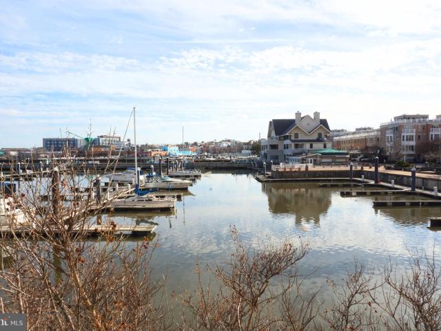 100 Harborview Dr, Unit 611, Baltimore, MD 21230 | MLS #MDBA2222