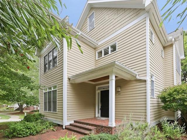 100 Harvest Ct, Carrboro, NC 27510