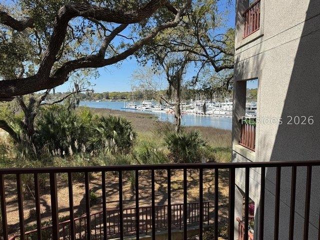100 Helmsman Way Apt 201, Hilton Head Island, SC 29928