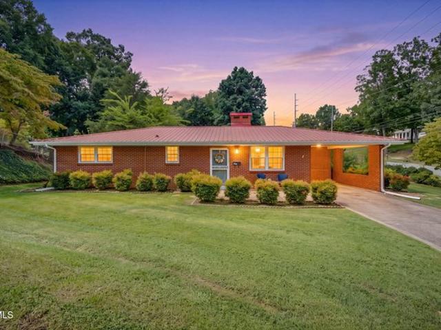 100 Hickory Dr, Greeneville, TN 37745