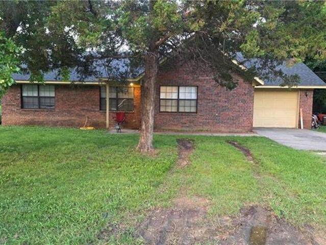 100 Hickory St, Sallisaw, OK 74955