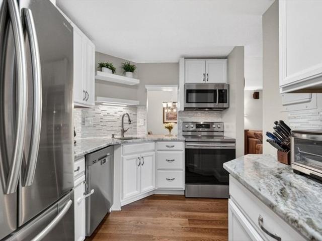 100 High St Apt 208, Medford, MA 02155