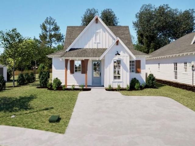 100 Hunters Way, Opelika, AL 36801