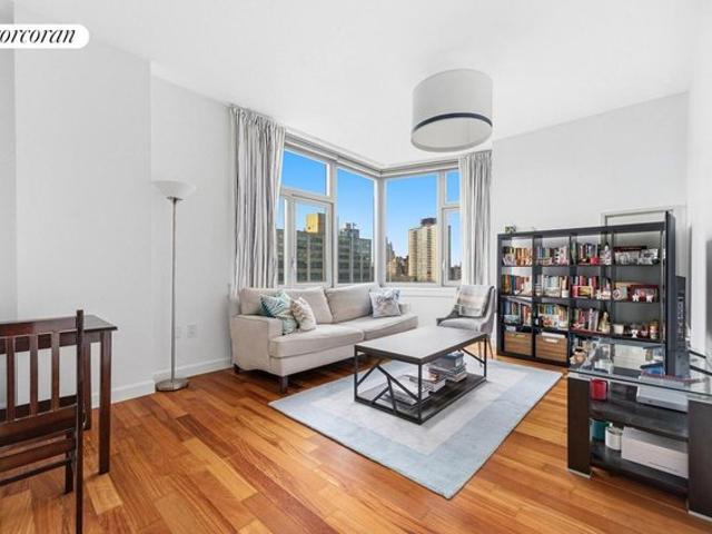 100 Jay St Apt 11H, Brooklyn, NY 11201