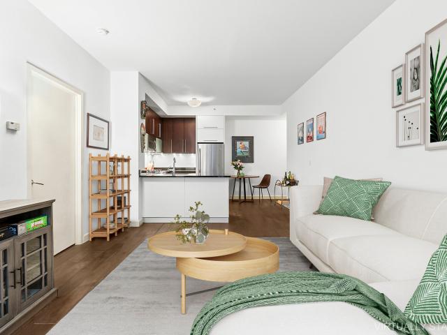 100 JAY Street 4M