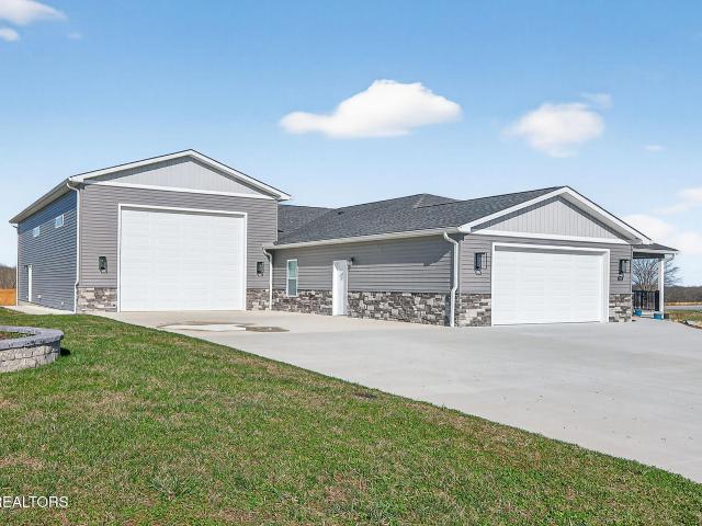 100 Juniper Ln, Crossville, TN 38555 | MLS #1341