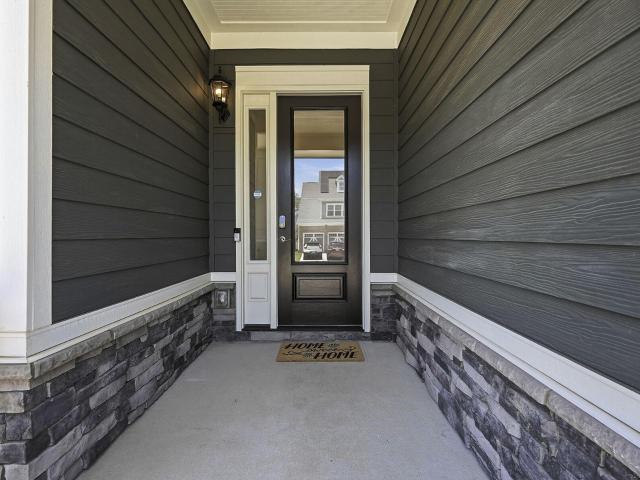 100 Oaks End Drive